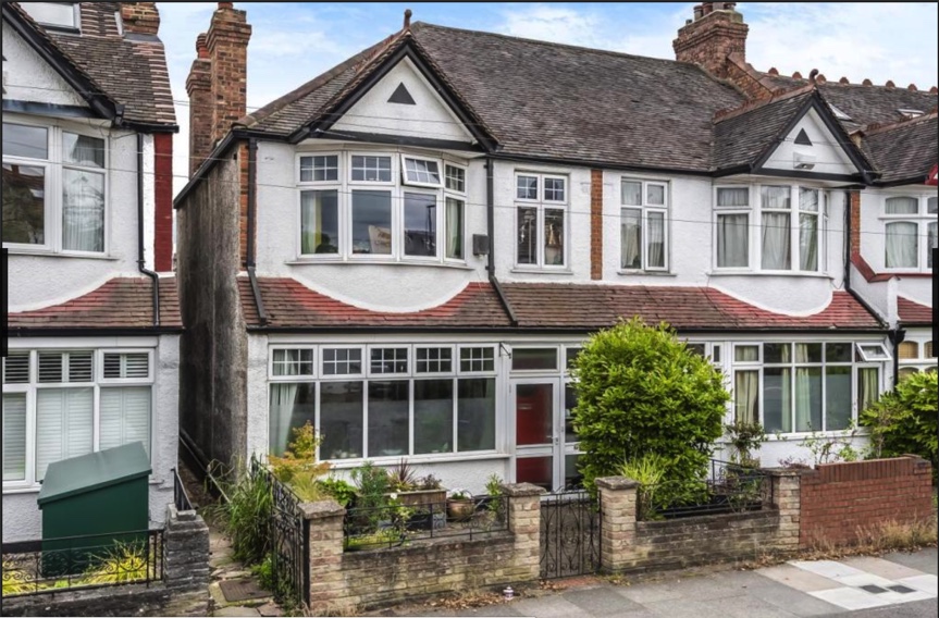 1930s House Renovation – House Tour – The ‘Before’ – Hannah Cowie Designs